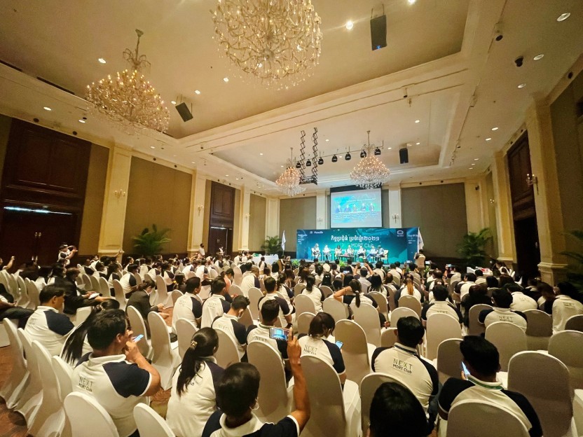 មេនូឡាយហ្វ៍ រៀបចំកិច្ចប្រជុំធំ និងបើកដំណើរការ MDRTក្លឹបជំនាន់ថ្មី ២០២១